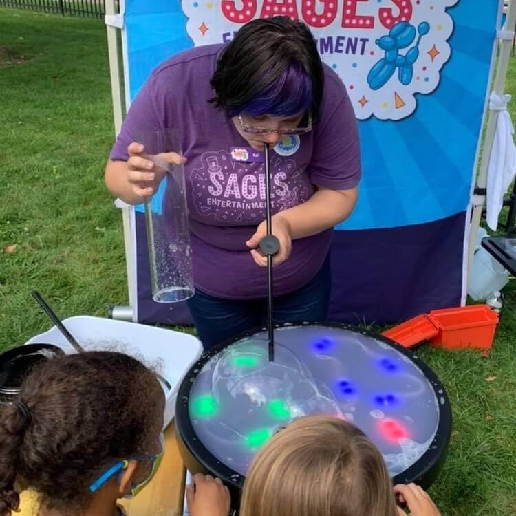 Entertainment - Sages Entertainment - Magic, Bubbles, Balloons, and ...